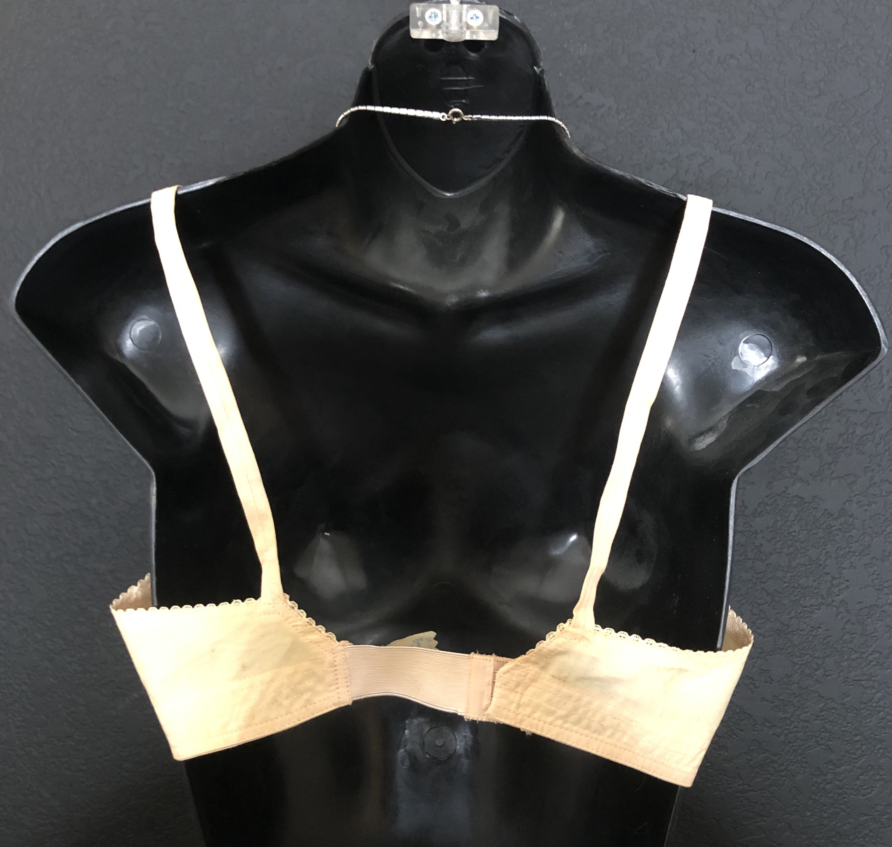 Vintage 1950's TEENFORM Peachy Pink Circle Stitch / Pointy / Sweater ...