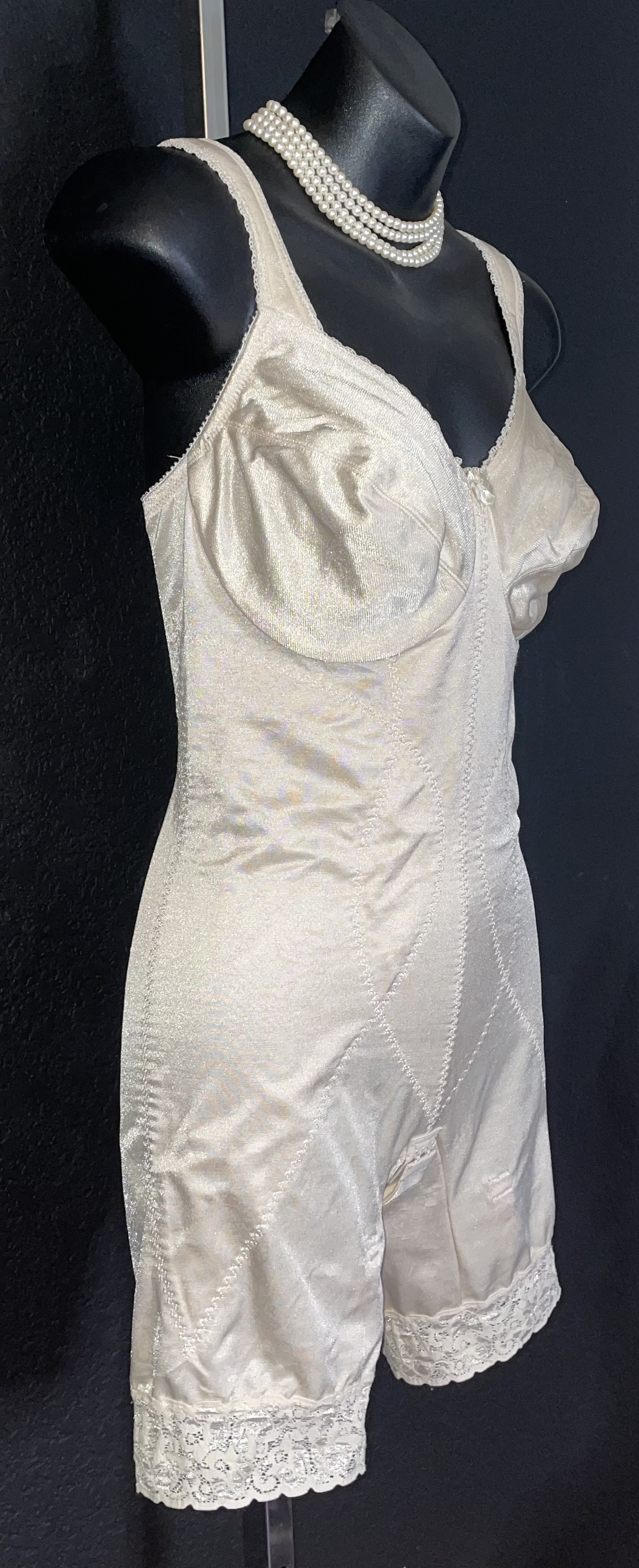 Vintage 1970 80s Flexees Satiny Beige Split Crotch Body Shaper Girdle W Garters 36d Pink